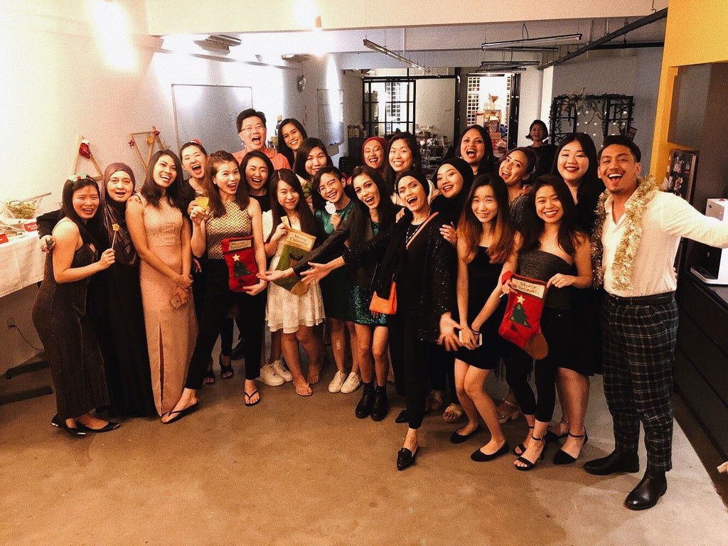 The HB 2018 year-end sparkle-on party – Happy Bunch