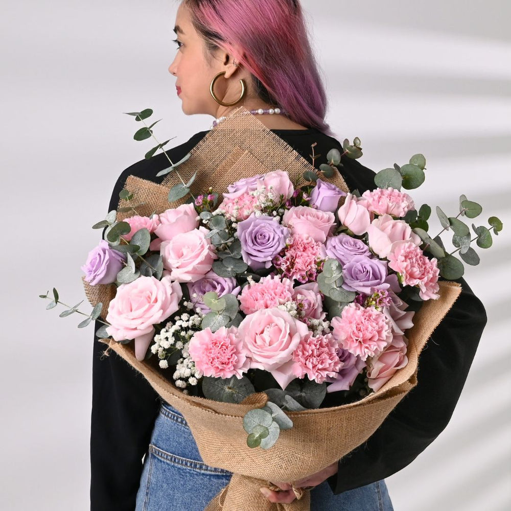 Happy Bunch Malaysia | Flowers & Gift Box Delivery