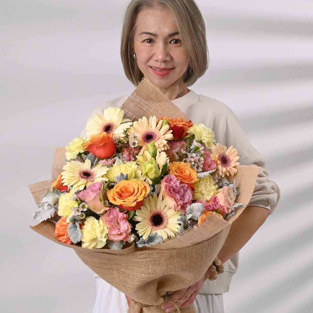 Happy Bunch Malaysia | Flowers & Gift Box Delivery